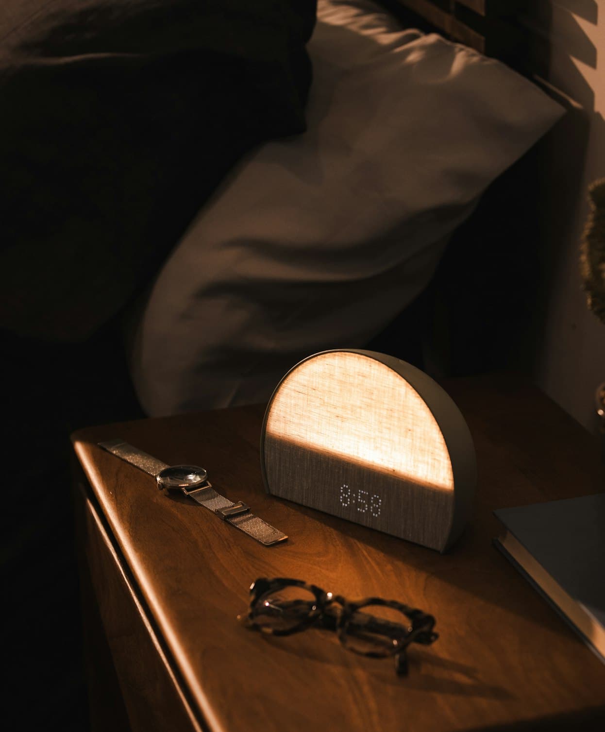 Hatch Restore: Your smart sleep clock